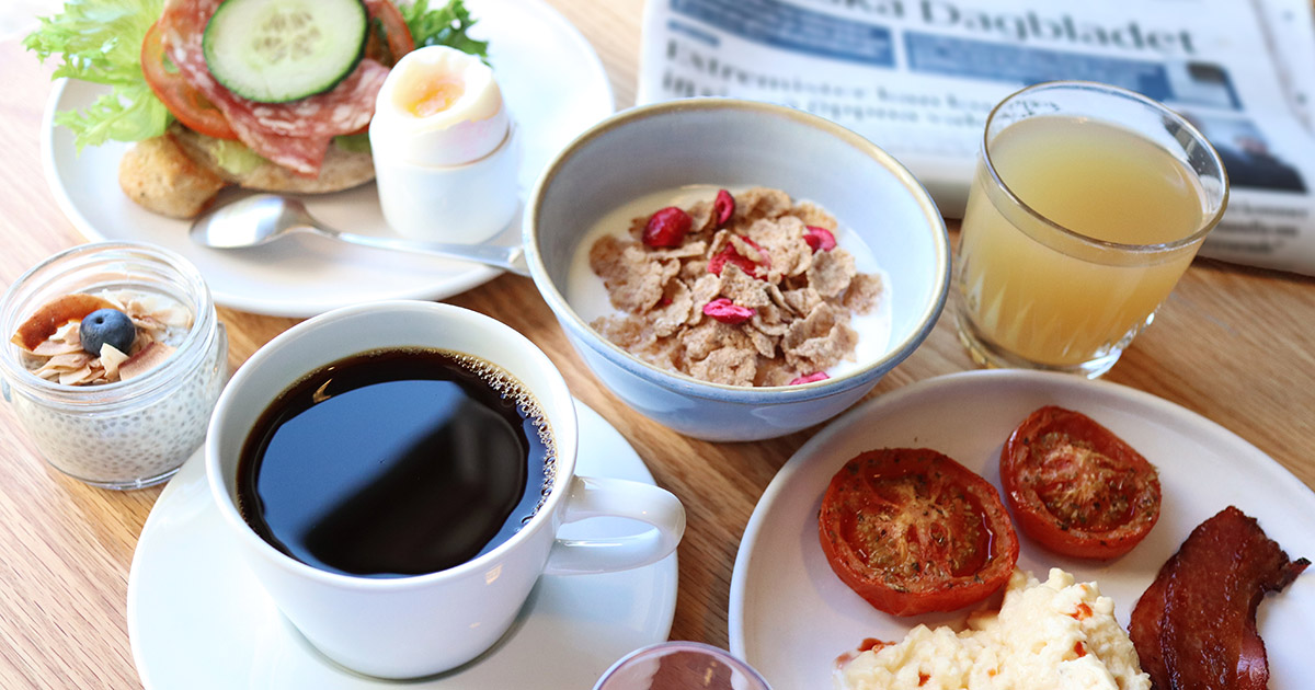 Hotellfrukost vid havet | Generös frukostbuffé 195 kr - Vår Gård